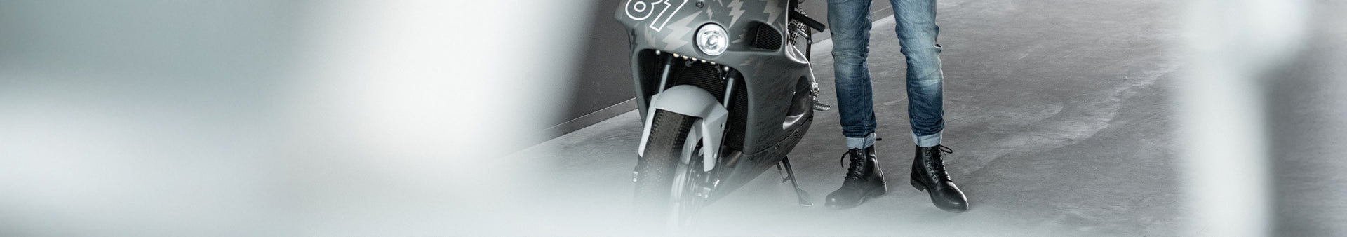 Motorcycle jeans | Shop your durable motorcycle jeans in our motorcycle ...