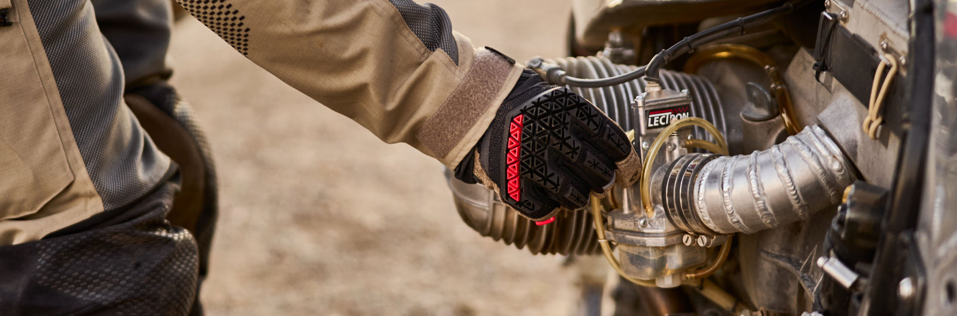 Adventure Motorcycle Gloves | Buying Guide | Find the right-hand ...