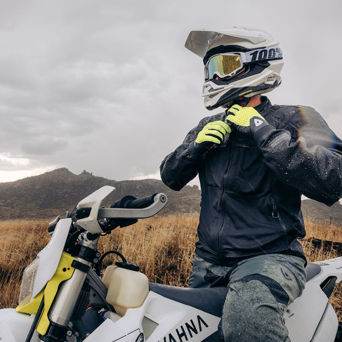 territory off-road motorcycle jacket | It's time to explore. – REV'IT! Sport International
